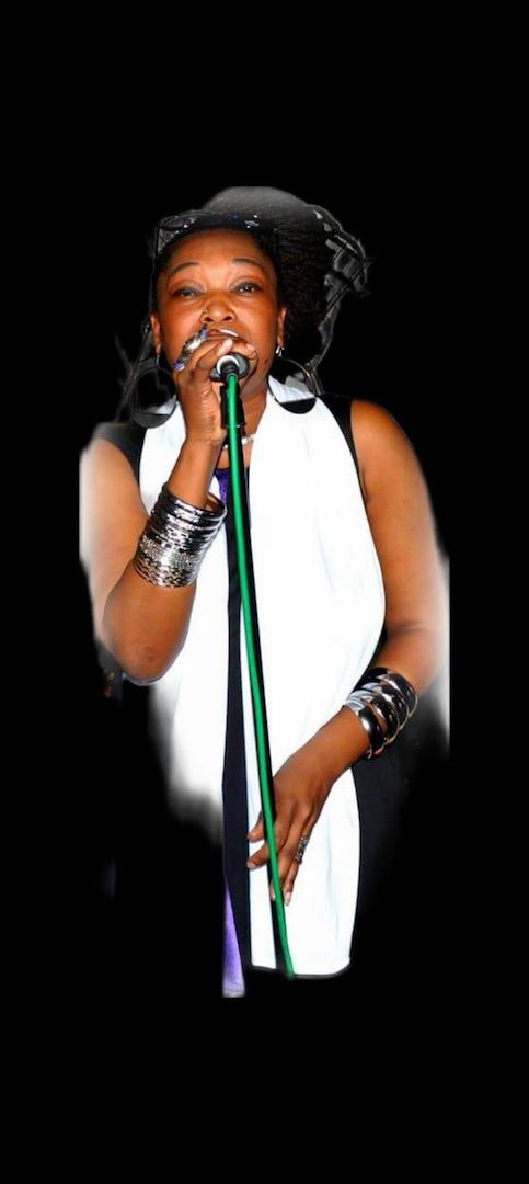 La flamme de Zila pour le roots à New York