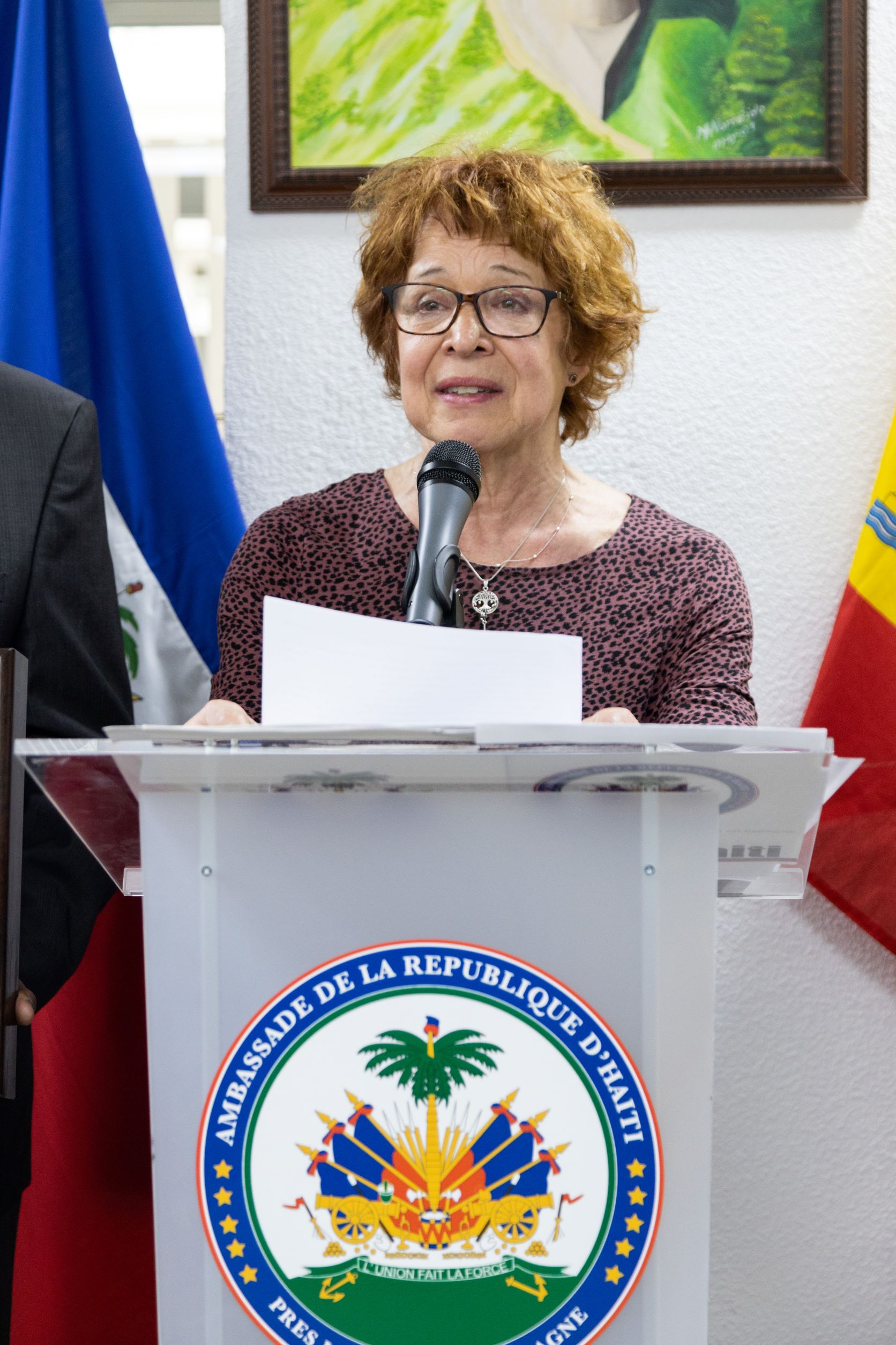 La sculpteure Mireille Fombrun honorée par la Mission diplomatique d ...