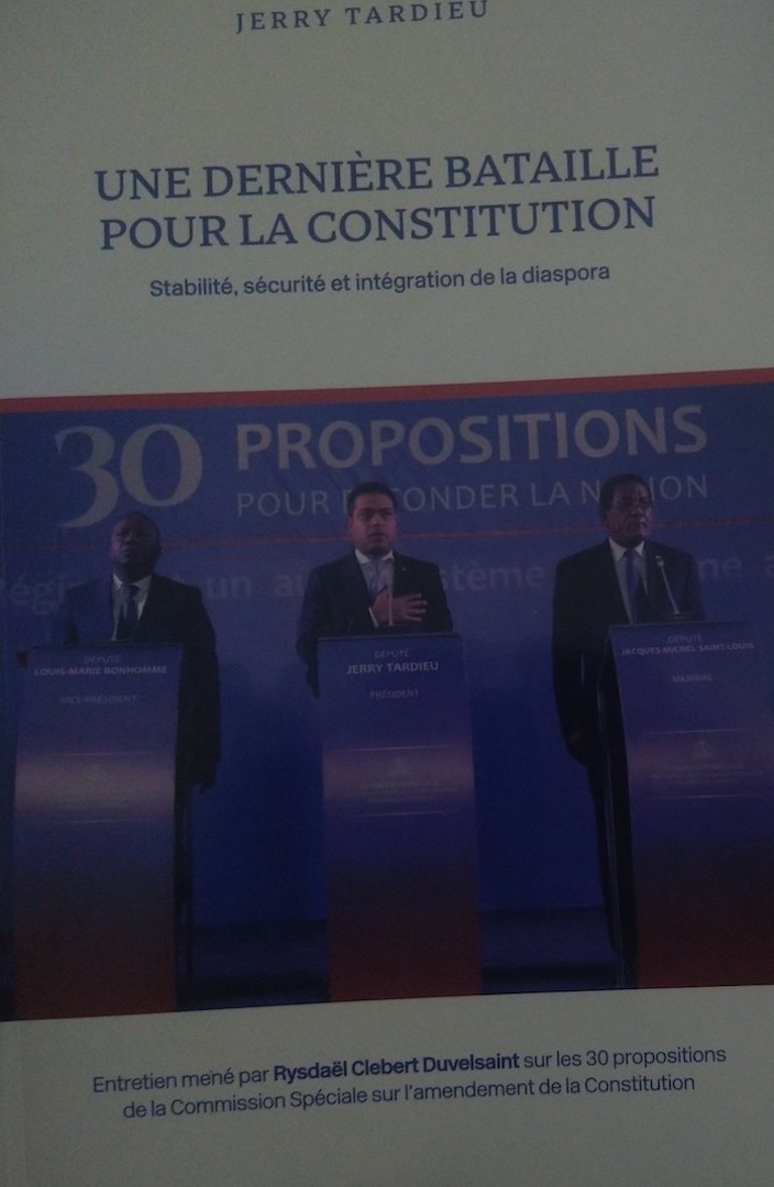 Jerry Tardieu signe « Une dernière bataille pour la Constitution ...