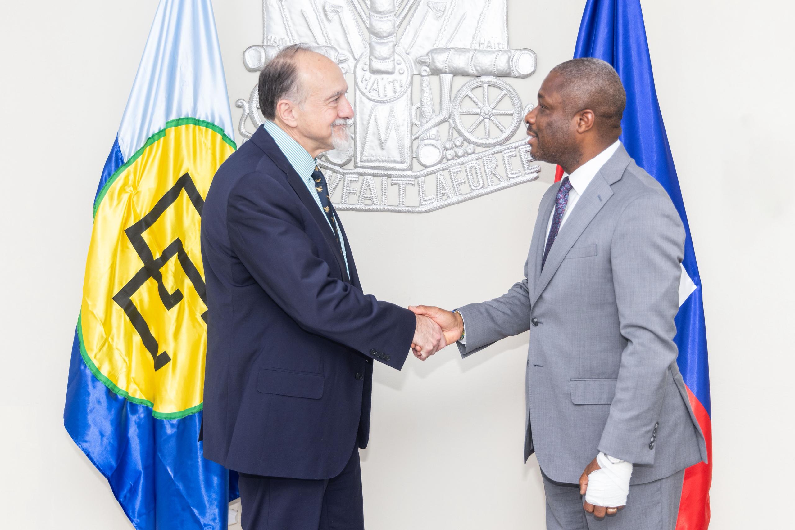 Visite de courtoisie de l’Ambassadeur Henry Wooster au MAE