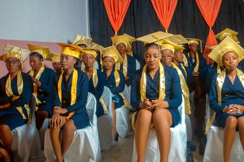 L’Organisation de femmes haïtiennes pour la liberté (OFHL) a formé une ...